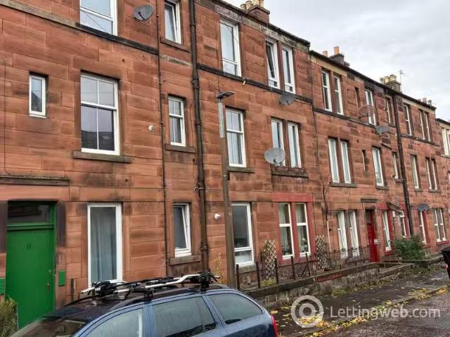 New 1 BR Property to rent in 11/2, Piersfield Grove, Edinburgh.