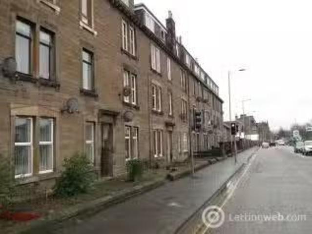 New 1 BR Property to rent in 7 F8, Campbells Buildings, Dunkel.