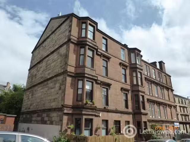 Cheap 1 BR Property to rent in auchentorlie street