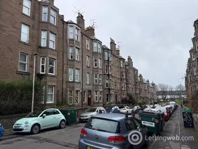 Deal! 1 BR Property to rent in Bellefield Avenue, West End, Du.