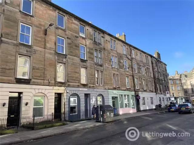 For Rent! 1 BR Property to rent in Brougham Street, Tollcross.