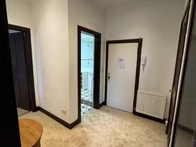 Cozy 1 BR Property to rent in Broughton Street, Broughton, Edi.