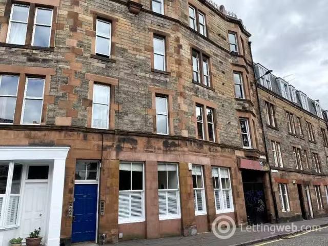 Charming 1 BR Property to rent in Eyre Place, Canonmills, Edin.