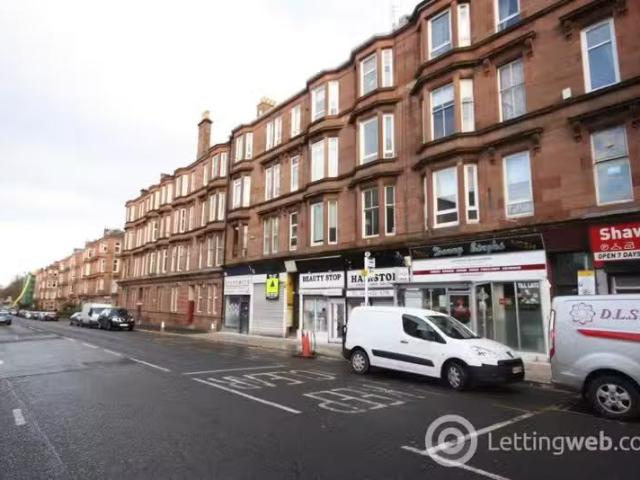 Just in! 1 BR Property to rent in Flat 1/2, 24 Minard Road, Gl.