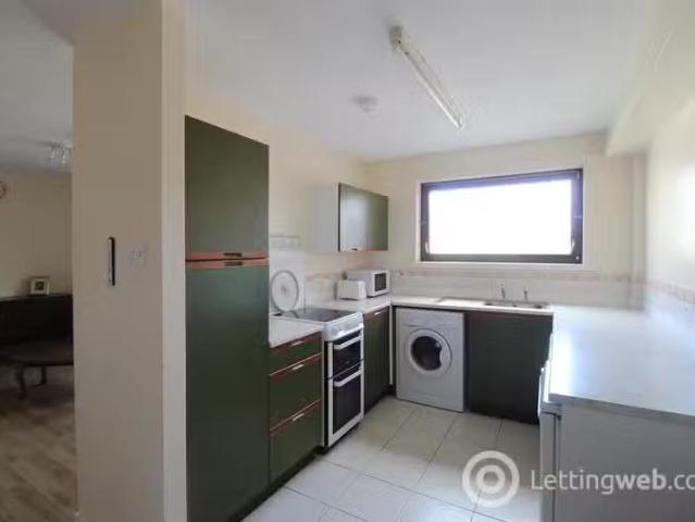 Cheap 1 BR Property to rent in Froghall Terrace, Aberdeen, AB24