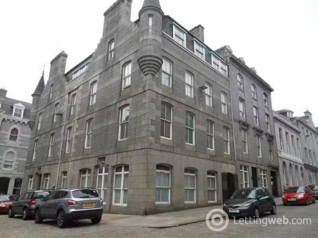 For Rent! 1 BR Property to rent in Imperial House, Exchange St.
