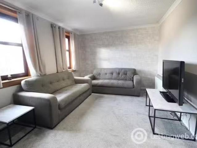 Nice 1 BR Property to rent in Spring Garden, Second Floor Flat.