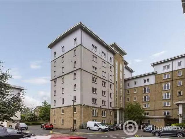 Just in! 1 BR Property to rent in Pilrig Heights, Pilrig, Edin.