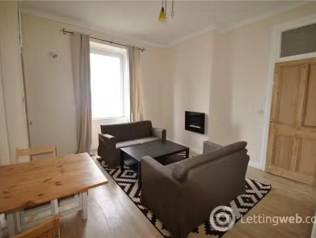 Nice 1 BR Property to rent in Rossie Place, Edinburgh, EH7