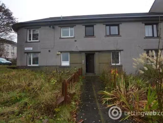 Unique 1 BR Property to rent in West Pilton Gardens, Edinburgh