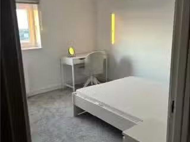 Charming 1 BR Room in shared apartment in London