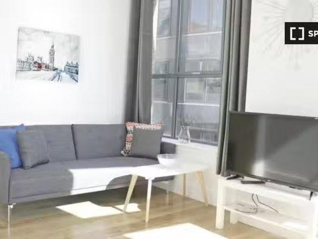 Deal! 1 BR Serviced 1 Bedroom Apartment for rent in Monument