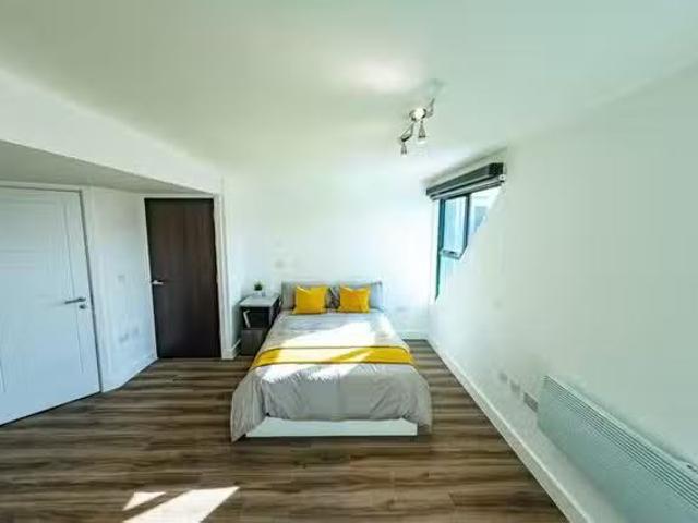 Charming 1 BR The Nest courtyard Studio