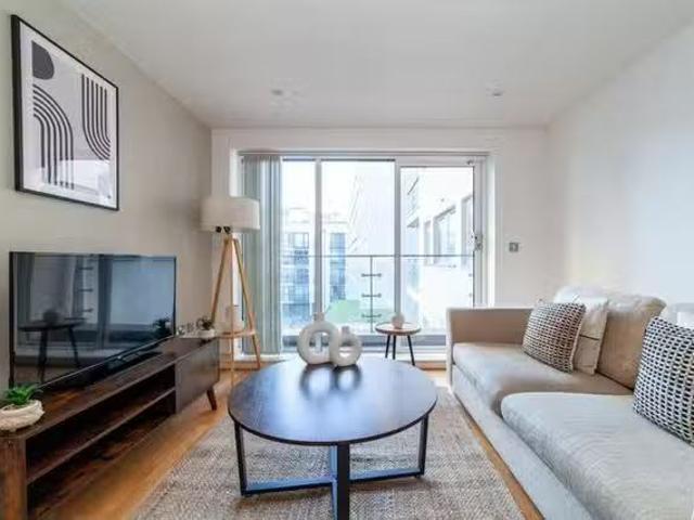 Cozy 1 BR Weston Street