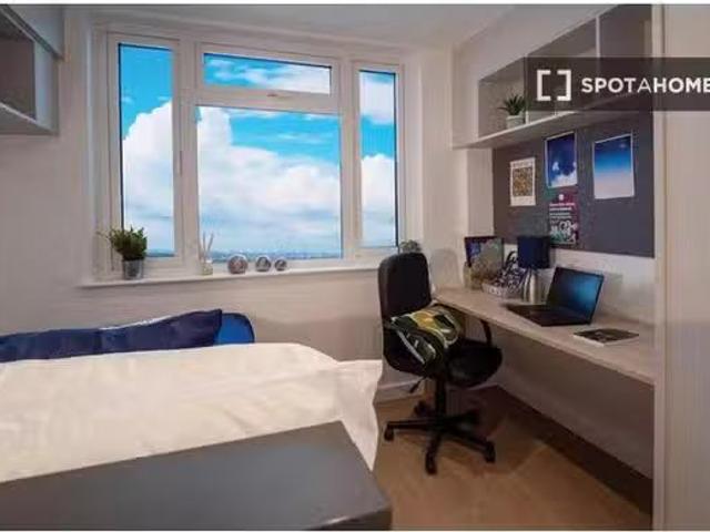 Cheap 1 BR 1 bedroom apartment for rent in Paddington, London