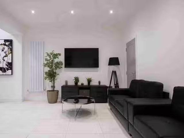 Cheap 1 Room 56 Kesteven Street 6 Beds 6 Baths
