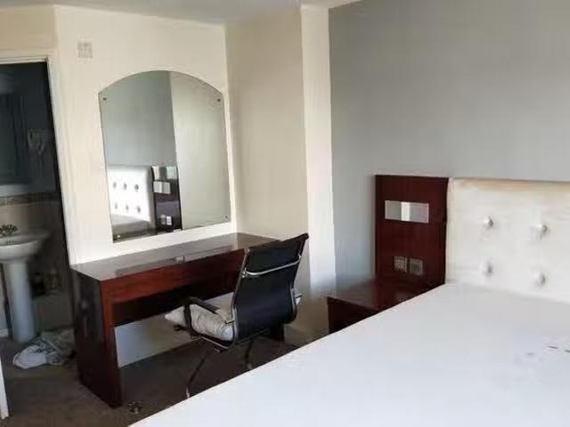 Nice 1 Room Neptune Court 1 2 Bed 2 Bath
