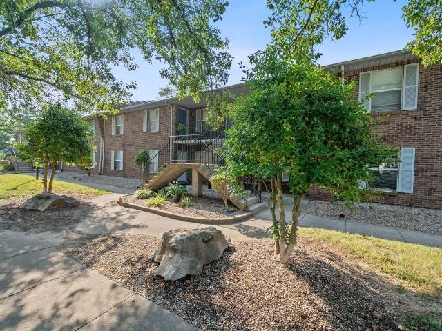 ✨Charming 1 1 Bedroom Apartment for Rent at 3520 Park Row Dr, Shively, KY 40216 Shively