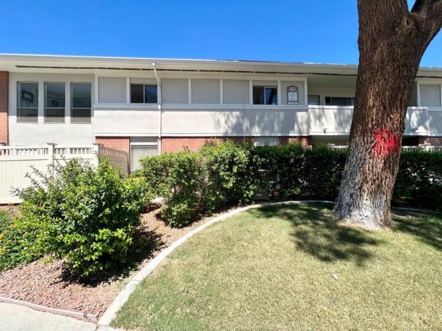 CHARMING 1BDBA CONDO IN LAS VEGAS COUNTRY CLUB!