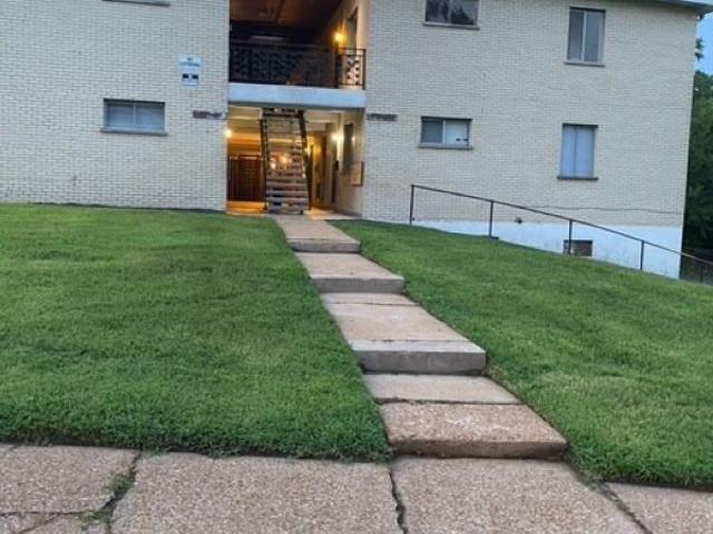 Charming 1BR Apartment_Only $650! Quiet Location &