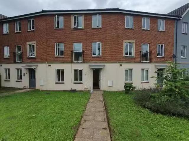 For Rent! 2 BA 1 bedroom terraced house for rent in Sheridan R.