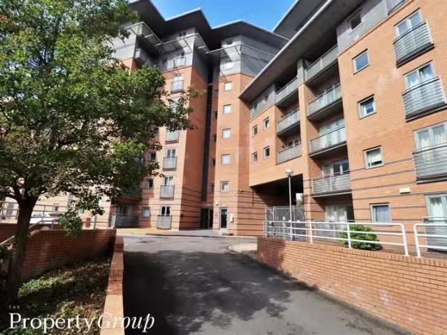 Nice 2 BA 1 bedroom apartment for rent in Manor House Drive, C.