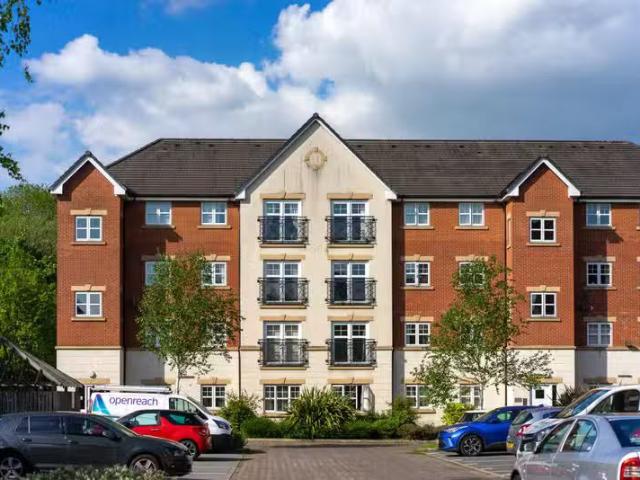 Charming 2 BA 2 bedroom apartment for rent in Astley Brook Clo.