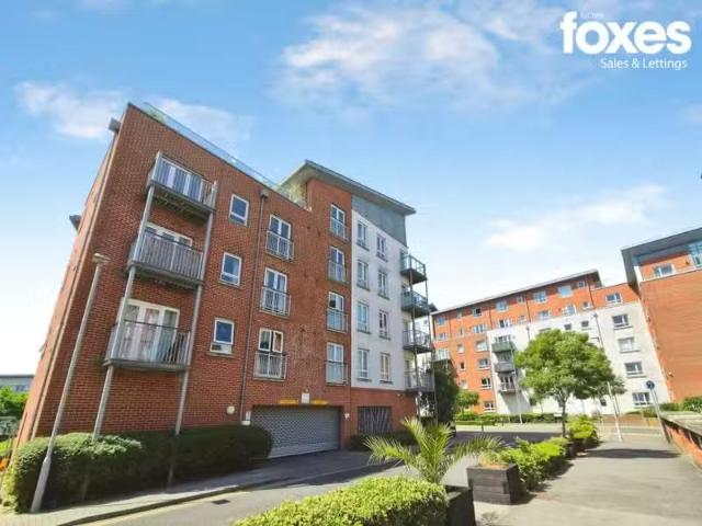 Charming 2 BA 2 bedroom apartment for rent in Avenel Way, Pool.