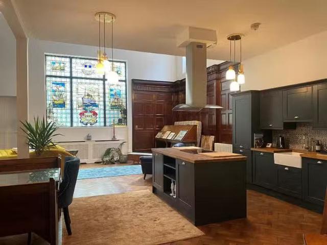For Rent! 2 BA 2 bedroom apartment for rent in Bowlalley Lane.