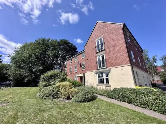 Unique 2 BA 2 bedroom apartment for rent in George Dixon Road.