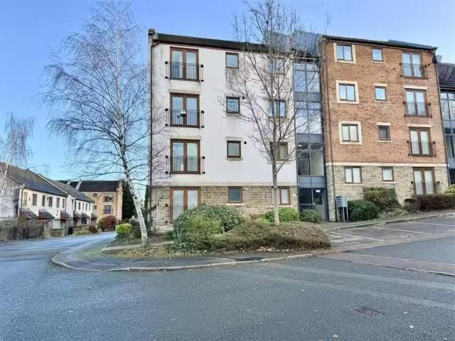 Rental! 2 BA 2 bedroom apartment for rent in Greenlea Court, H.