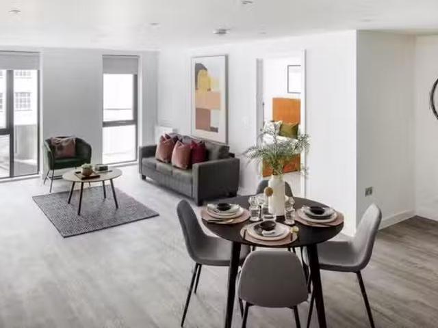 Cozy 2 BA 2 bedroom apartment for rent in Lionel Street, Birmi.
