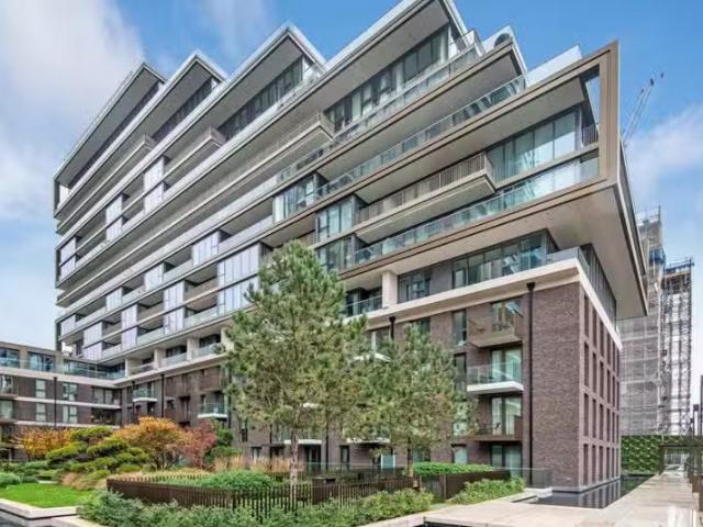 Cozy 2 BA 2 bedroom flat for rent in Merino Gardens, Wapping.