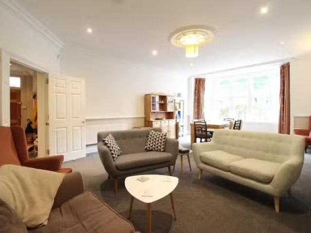 Charming 2 BA 2 bedroom flat for rent in Clifton Down Road, Br.