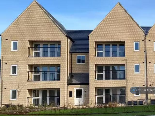 Charming 2 BA 2 bedroom flat for rent in Hill Drive, West Camb.