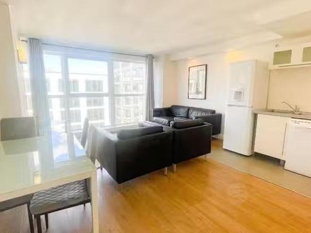 Charming 2 BA 2 bedroom flat for rent in 7/F, Queens College C.