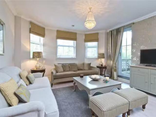 Just in! 2 BA 2 bedroom property to let in Chapman Square, Lon.