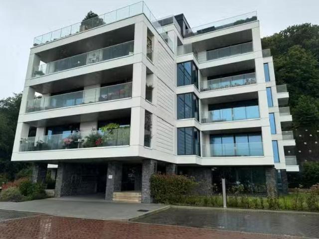 New 2 BA 3 bedroom apartment for rent in Encombe, Sandgate, CT20
