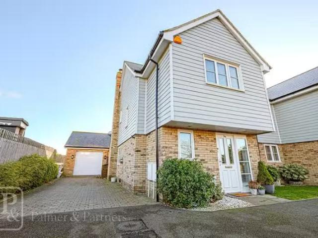 Charming 2 BA 3 bedroom semi detached house for rent in Dumsda.