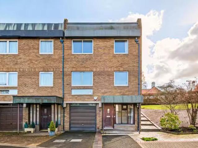 Cheap 2 BA 5 bedroom terraced house for rent in Ravelston Rise.