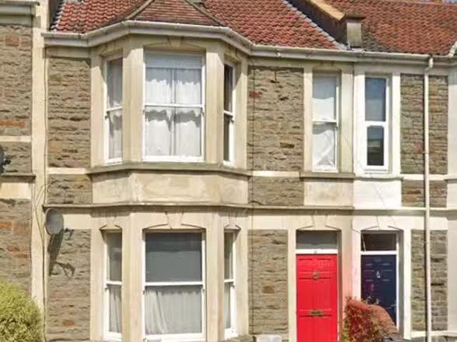 For Rent! 2 BA 5 bedroom semi detached house for rent in Quarr.