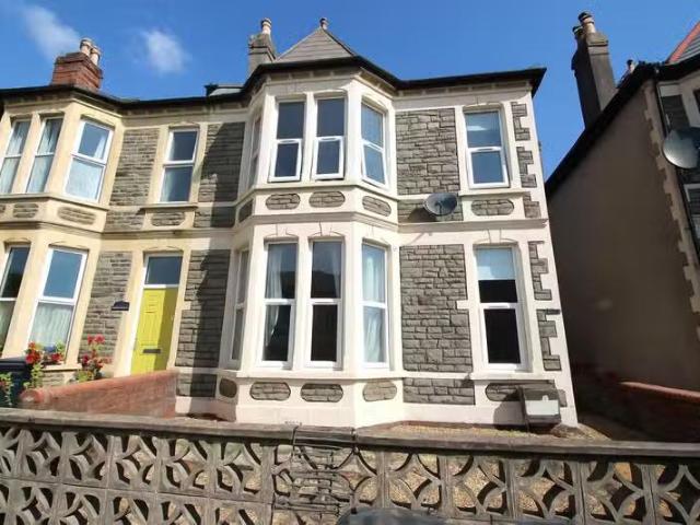 Charming 2 BA 6 bedroom house for rent in Filton Avenue, Horfi.
