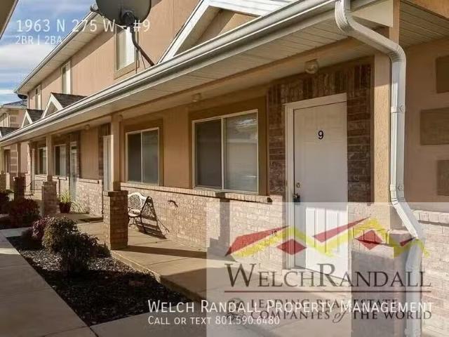 Charming 2 Bed 1.5 Bath Townhome in Harrisville 1963 N 275 W #9