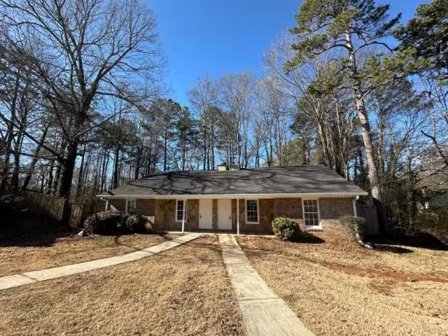 Charming 2 Bedroom, 1 Bath Duplex Fully Renovated with Moder.