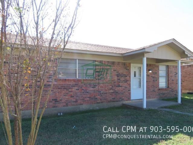 Charming 2 Bedroom, 1 Bath in Whitehouse ISD!