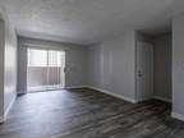 Charming 2 Bedroom 2 Bathroom For Rent