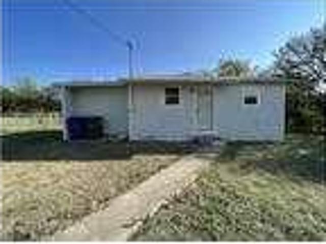 Charming 2 Bedroom