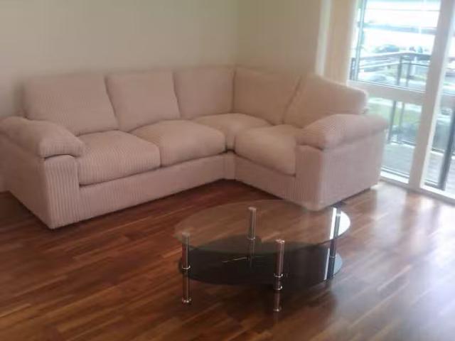 Rental! 2 bedroom apartment for rent in Hemisphere Building, 1.