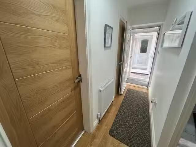 Unique 2 bedroom ground floor flat for rent in Campbells Green.