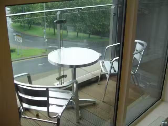 Charming 2 bedroom flat for rent in The Gatehaus, Leeds Road.